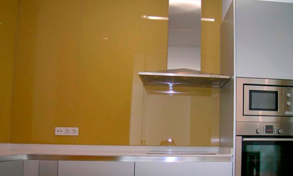 Revestimiento de paredes con vidrio Vidreglass®