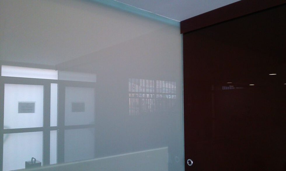 Revestimiento de paredes con vidrio | Vidreglass®